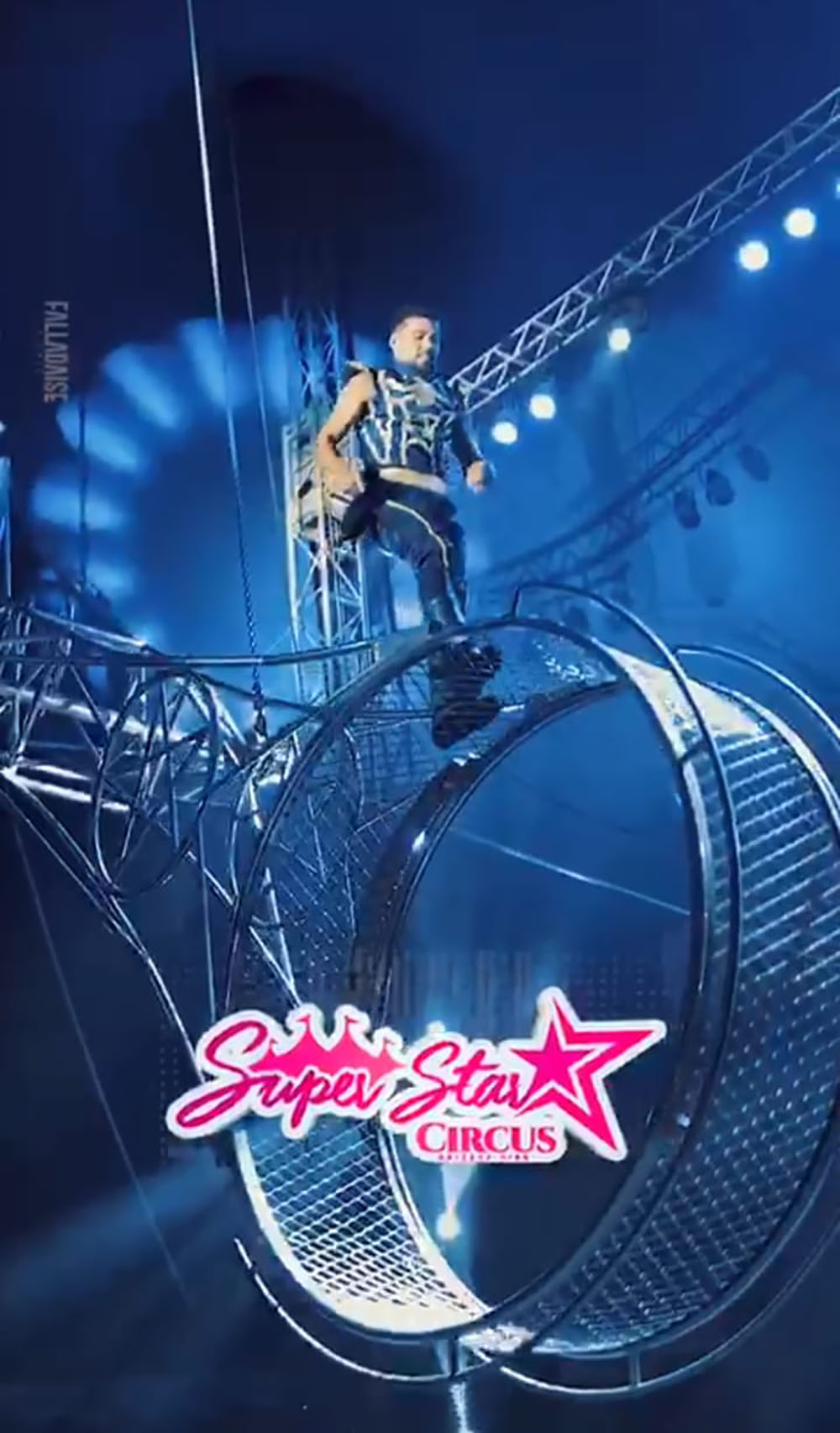 Coluna Italo | SUPER STAR CIRCUS EM UMUARAMA